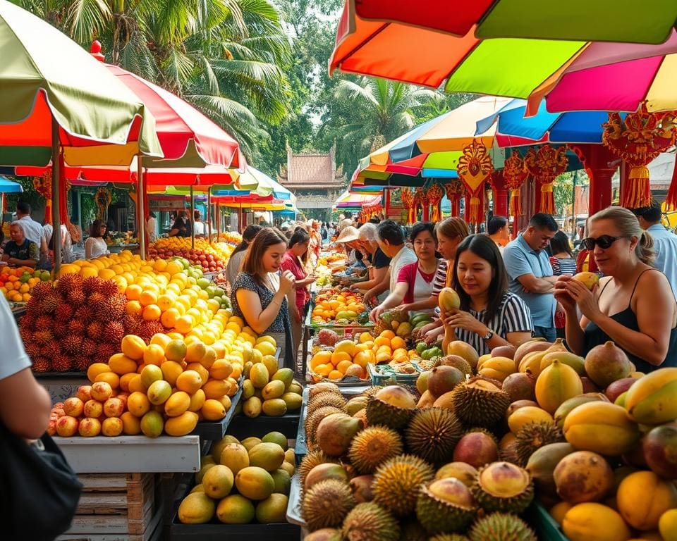 Proef de tropische vruchten op de markten van Bangkok | Pallo.be